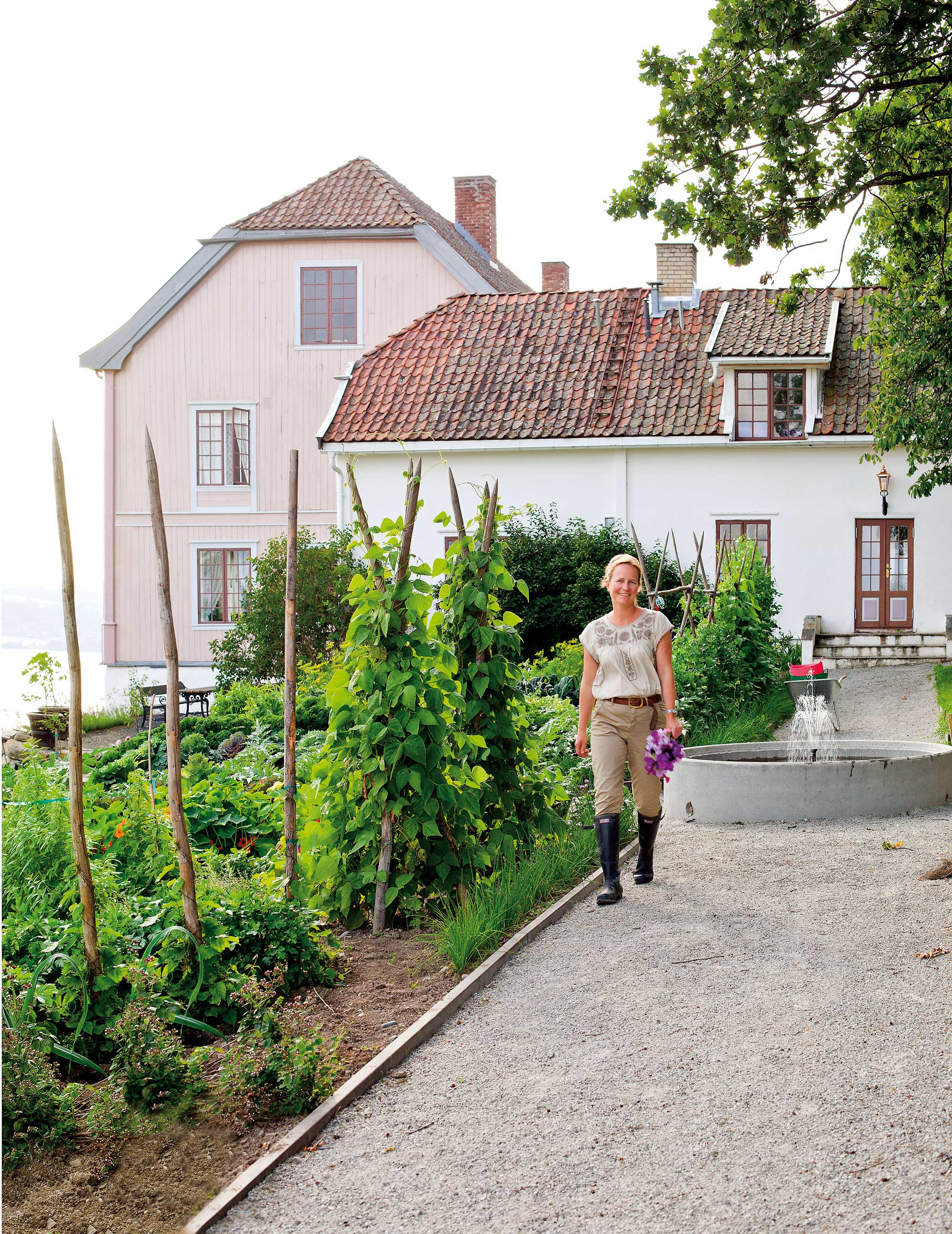 Hovelsrud Gård - Midt i Mjøsa